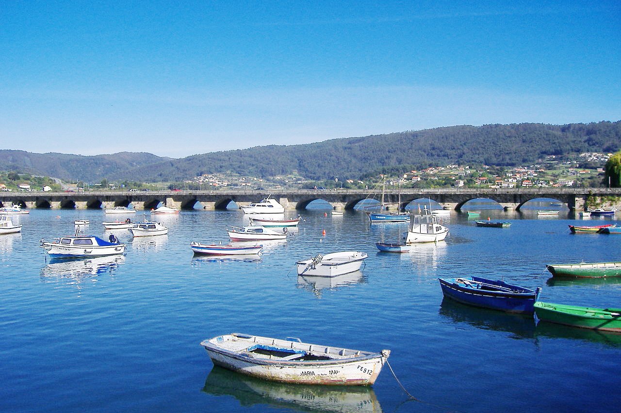 Blue Green Atlas - The Geography of Spain - Galicia