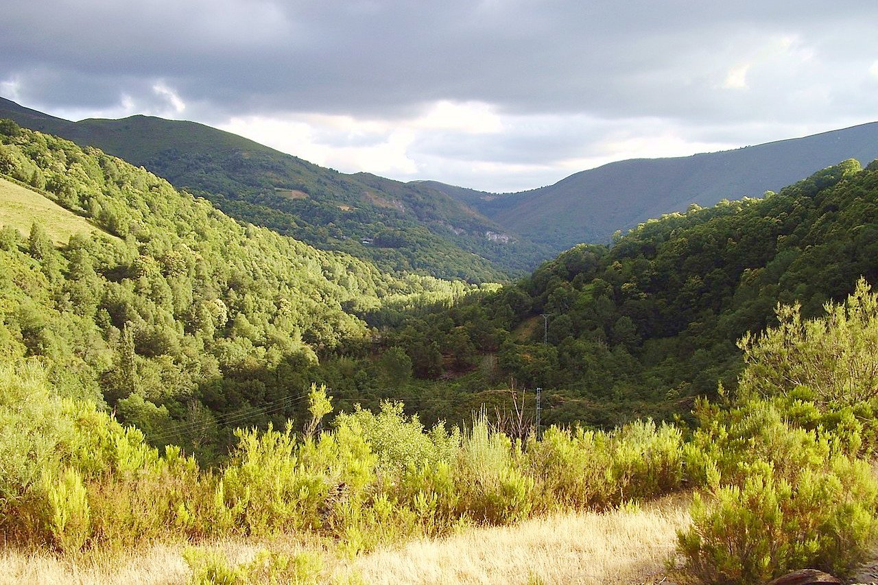 Blue Green Atlas - The Geography of Spain - Galicia